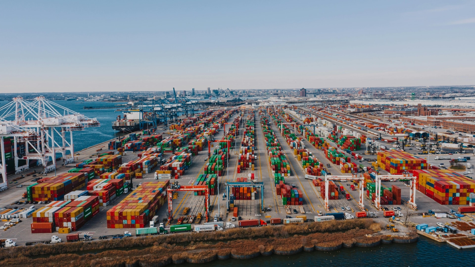 The 30 busiest ports in the world. - Kemiex
